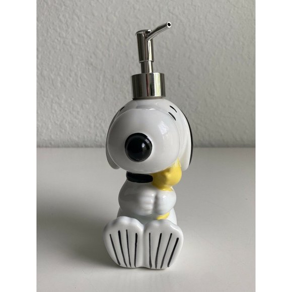 Peanuts | Bath | Peanuts Snoopy Hugging Woodstock Soap Lotion Dispenser ...